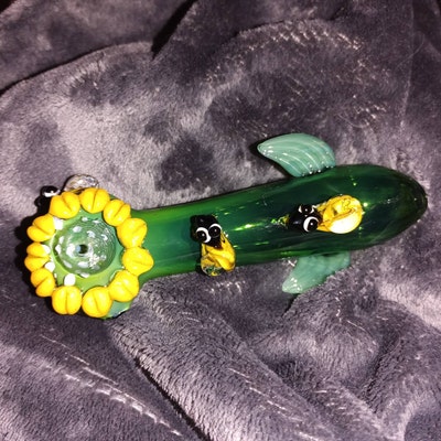 Sunflower Glass Pipe Girly Bee Pipes Beautiful Girly Pipe - Etsy
