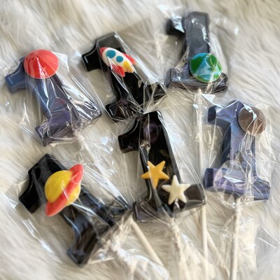 OUTER SPACE Edible Sugar Planets 20 Pieces Cupcake or Cake Toppers by ...