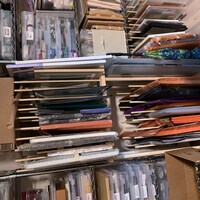 Adjustable Art Storage Rack for Framed Art, Picture Frame, Canvas ...