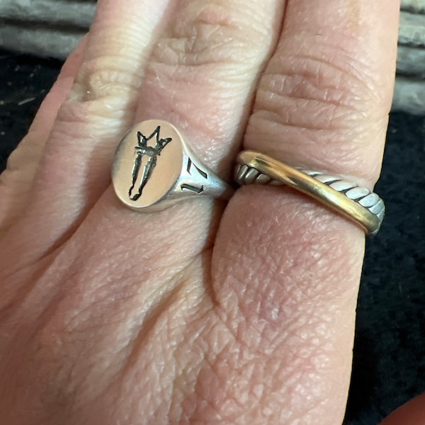 Personalized Coat of Arms Signet Ring, Family Crest Rings, Family Crest ...