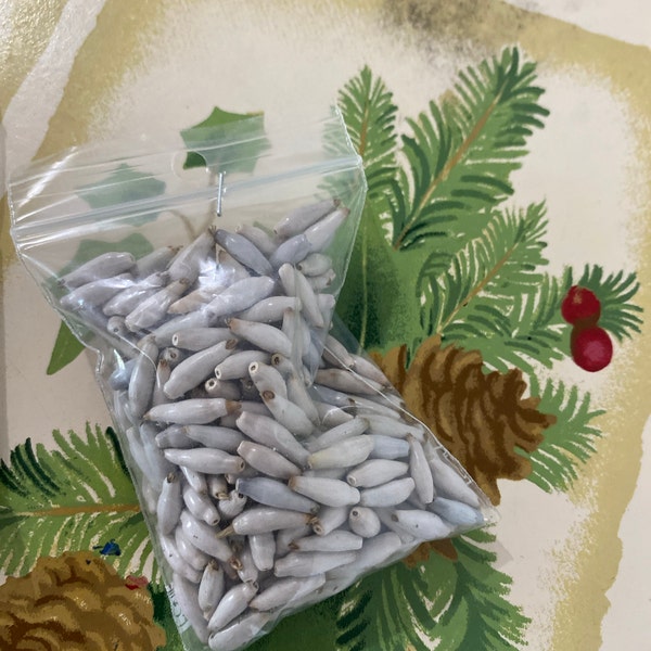 25 Grams of Red Seeds (adenanthera Pavonina) or Approximately 96 Seeds ...