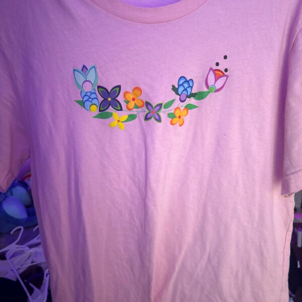 Niitsitapi Shirt, Blackfoot, Blackfeet, Indigenous Owned Shop: Super ...