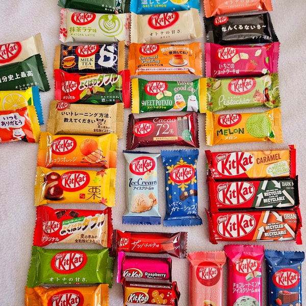 24 Piece Japanese Kit Kat Tasting Assortment - Japan and UK Bars - US ...