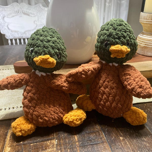 Benji the Bee Crochet Pattern, Crochet Snuggler - Etsy