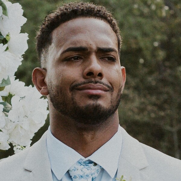 Piper Platinum Gray Solid Pre-tied Ruche Cravat Necktie Gray Ascot ...