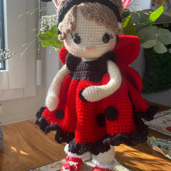 Ladybird Keychain Crochet Pattern Amigurumi Keyring, Backpack Amigurumi ...