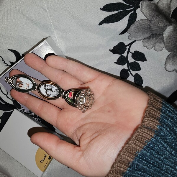 Rose Flower Locket, Winter Rose Antique Style Silver Locket, Gift for ...