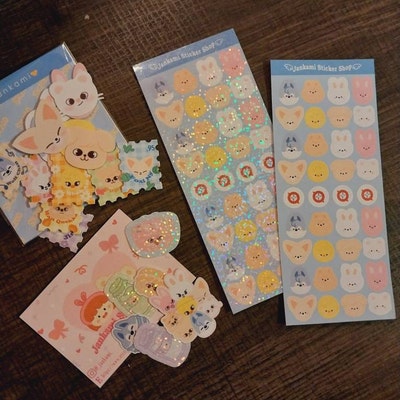 Stray Kids SZKOO Sticker Flakes 16 Flakes & SKZOO Heart Sticker Sheet k ...