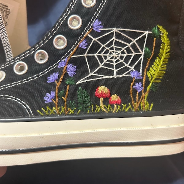 Custom Converse Embroidered Shoes Converse Chuck Taylor 1970s ...