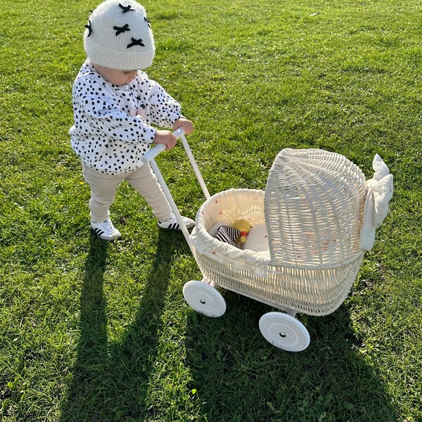 Unpainted Natural Wicker Cradle With Bedding for Girl, Wicker & Beech ...