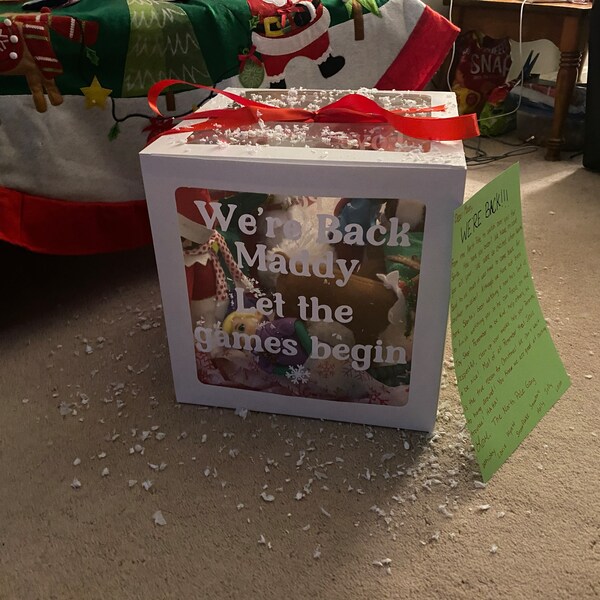 Complete Elf Delivery Box Personalized Clear Box Balloons W/ TREE ...