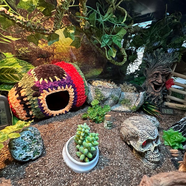 Leopard Gecko House, Hobbit-hole Small Pet Hide, Crochet Pet Cave ...
