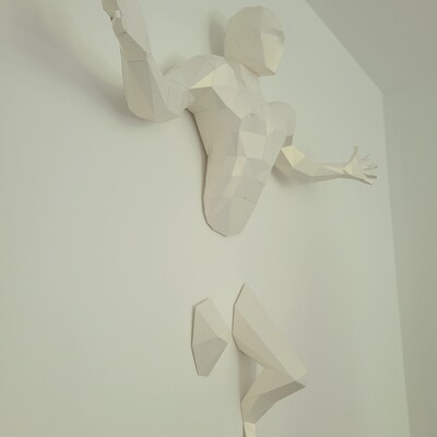 Hugging Man Papercraft Sculpture, Printable 3D Puzzle, Papercraft Pdf ...