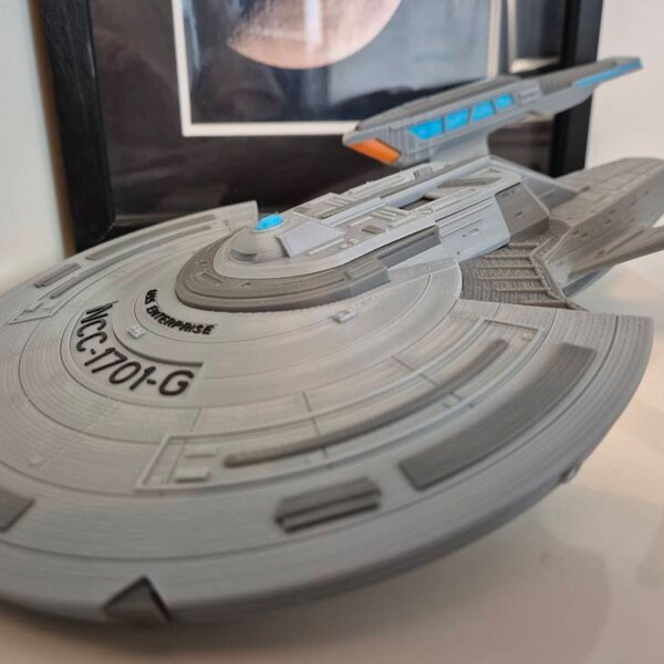 22 Inch Scirocco Class Heavy Cruiser High Detail, Fully Colored and ...