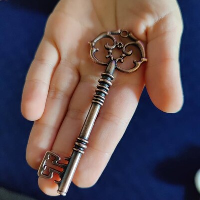 Skeleton Key Large Steampunk Vintage Style Pendant Rustic Wedding Big ...