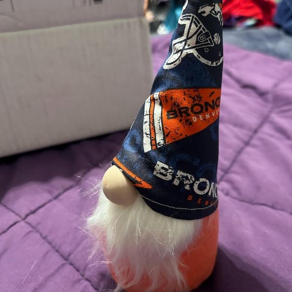 NFL FOOTBALL GNOMES, Tiered Tray, Home Team Mantle Decor, Football Fan ...