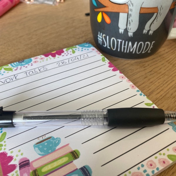 Floral Book Stack Notepad 4.25" X 5.5"- Book Stack - Bookworm Gift - Notepad - Etsy