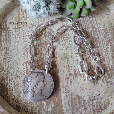 Little Corey Chain, Large Fancy Brass Chain, Station Chain, 22mm, 2FT ...