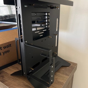 Wall Computer Dual Radiator, Wall Computer, Open Air Computer Case ...