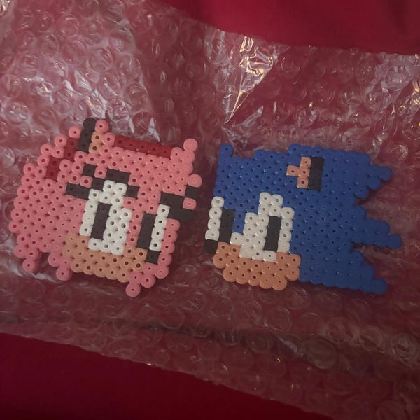 Sonic Pixel Head Magnets, Hair Clips & Keyrings - Etsy