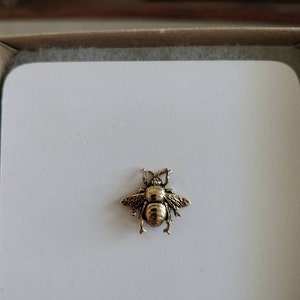 Honey Bee Locket Antiqued Gold Brass, Vintage Inspired Bumble Bee ...