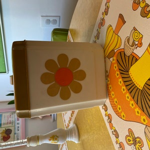 Miniature Univex Camera Model A by Universal Camera Corporation/ 1930s ...