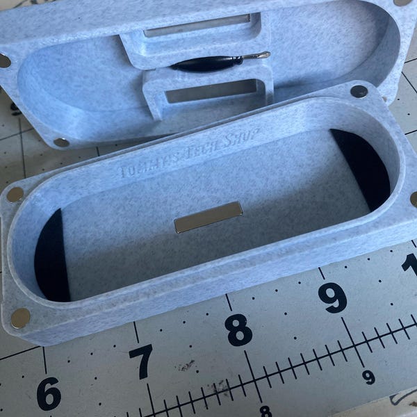 Mini Fingerboard Stand! for Vertical and Horizontal Display - 1 Stand ...