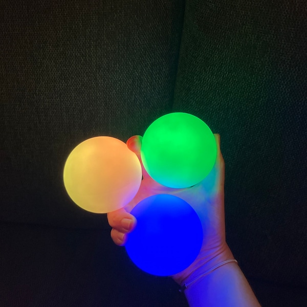Wes Peden Glow Juggling Balls 3X - Etsy