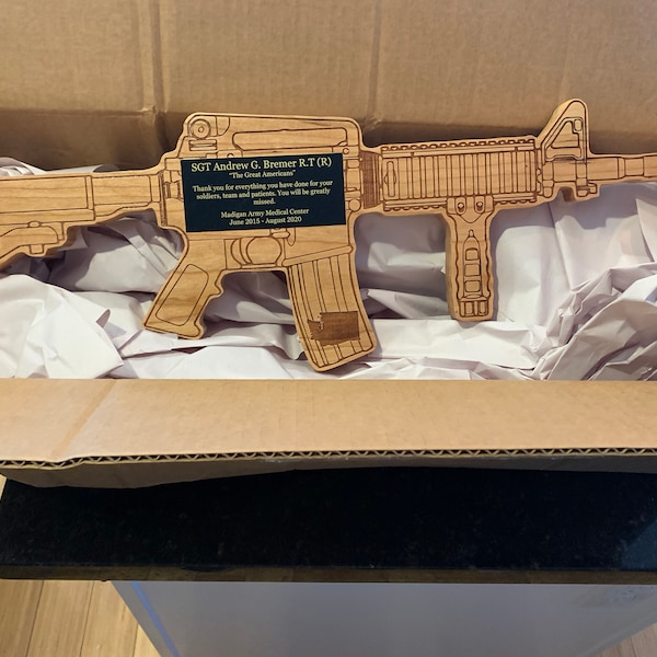 Rifle Plaque M4 With Personalized Plate - Military Plaques ...