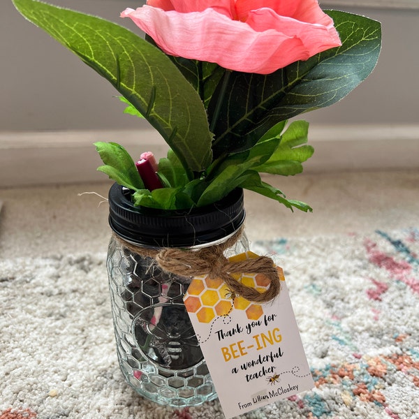 Printable Teacher Appreciation Gift Tag Template, Thank You for Bee-ing ...