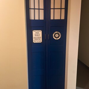 Police Box Windows 3d Printed Blue and White 7.25x9.5 - Etsy