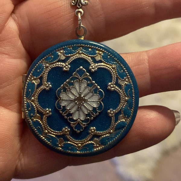 Vintage Style Metallic Blue Locket. Filigree Locket. Gift for Women. - Etsy
