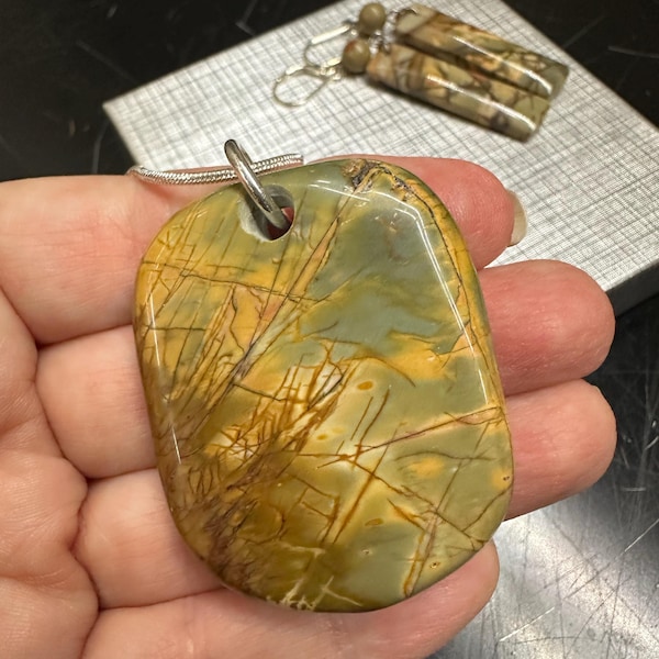 Raw Opal Stone 26mm - 2.8 Grams Ethiopian Opal in Matrix Rough Welo ...