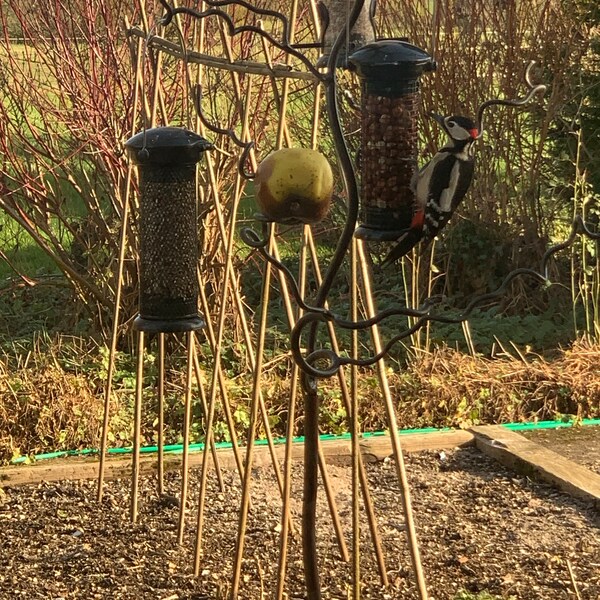 Bird Feeder Tree Robust Bird Feeding Station, Unusual Bird Feeder Stand ...