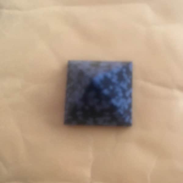 SNOWFLAKE OBSIDIAN Natural Medium Gemstone Crystal Pyramid 27-30mm - Etsy