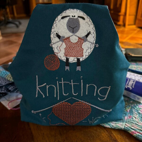 4 Machine Embroidery Designs Easy Made for Knitters 4 Motifs and Texts ...