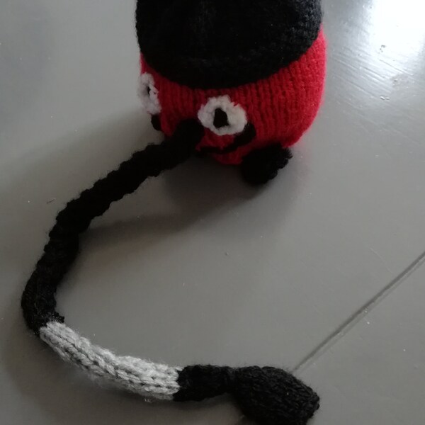 KNITTING PATTERN - Henry Hoover Inspired Chocolate Orange Cover / 9 Cms ...