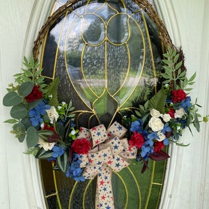 Tiny Cardinal Hand Painted Pill Box | Etsy