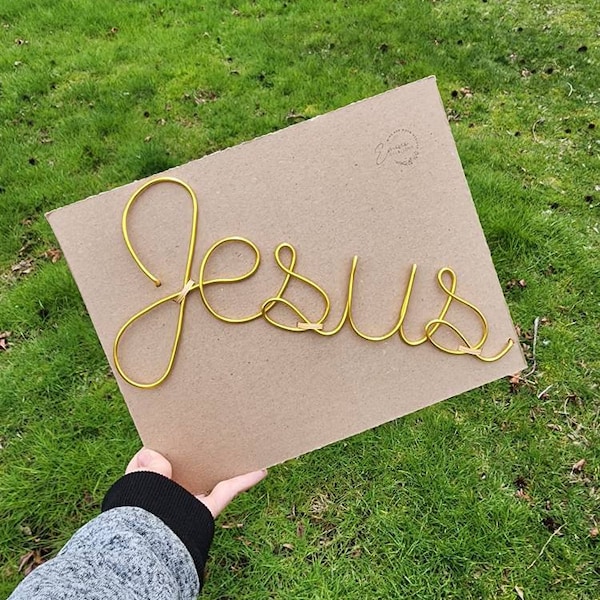 Gold Wire Name, Custom Wire Sign, Shelf Name Decor, Wired Words, Gold ...