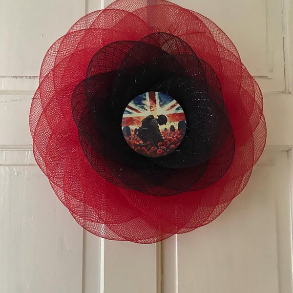 We Remember Them Remembrance Wreath Sign Poppy Day Sign Round ...