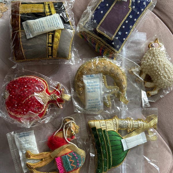 30 Piece Bundle Decorative Heirloom Garland, Islam, Muslim Celebration ...