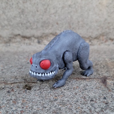 Neca Gargoyles Ultimate Goliath Stand Disney Cathedral Ledge - Etsy