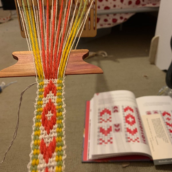 Weaving Shuttle-belt Weaving, Band Weaving, Medieval Reenactment, Tape ...