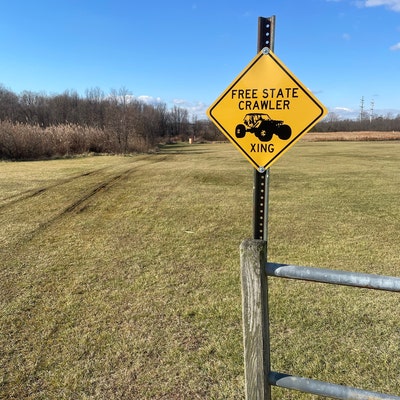 RC Crawler Crossing Metal Sign RC Shop Décor Radio Controlled Crawler ...