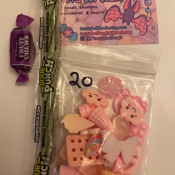 Random Kawaii Flatback Resin Cabochon - Flat Back Cute Charms for ...