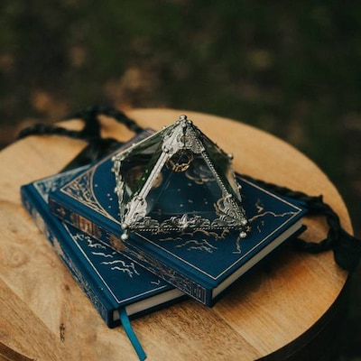 Big Pyramid Glass Box, Glass Casket, Geometric Box, Geometric Glass Box ...