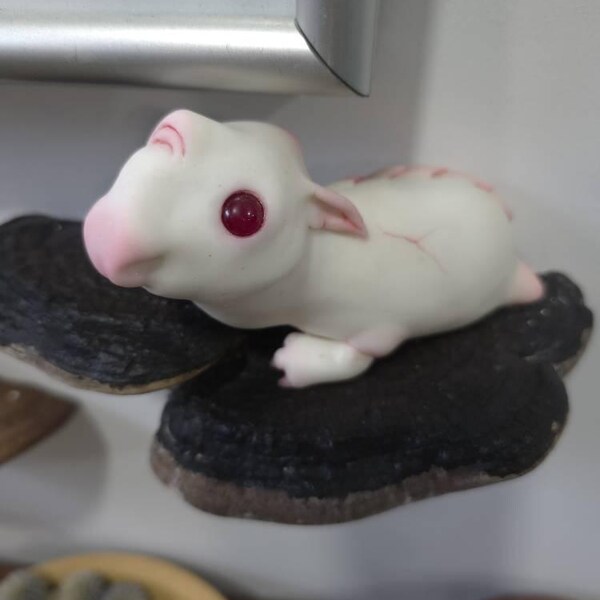 Fresno Nightcrawlers of California, Alien Statue Mythical Creatures ...