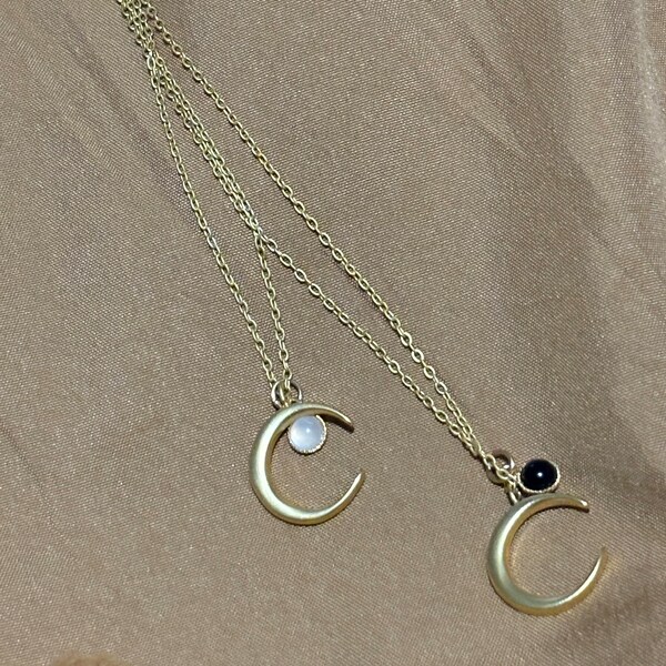 Moon Necklace, Locket Necklace, Photo Locket, Celestial Jewelry ...