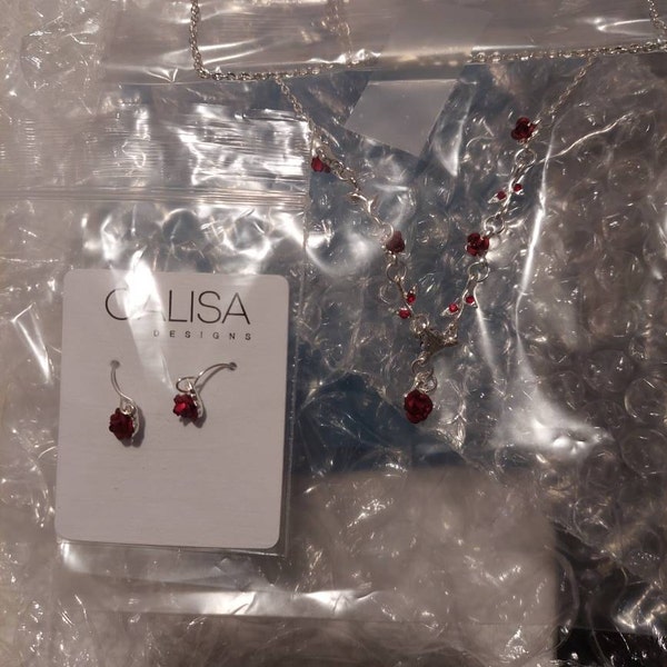 Green Four Leaf Clover Pin Brooch Created in Shiny Green Enamel Finish ...