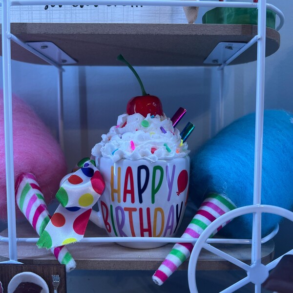 STLL Totally Clueless Graduation Cap Cover | Graduation Cap Topper ...